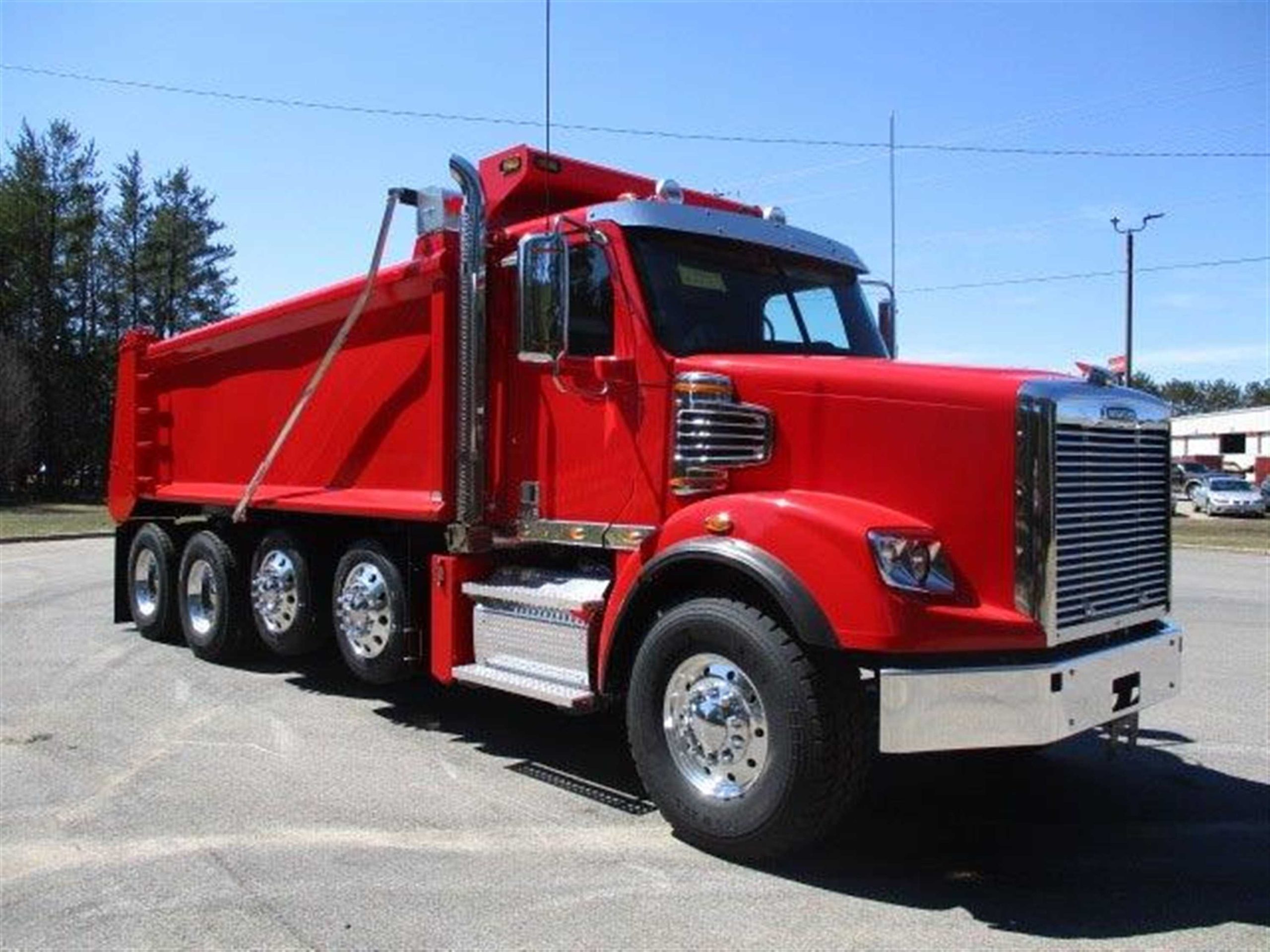 2019 FREIGHTLINER 122SD - Truck Country