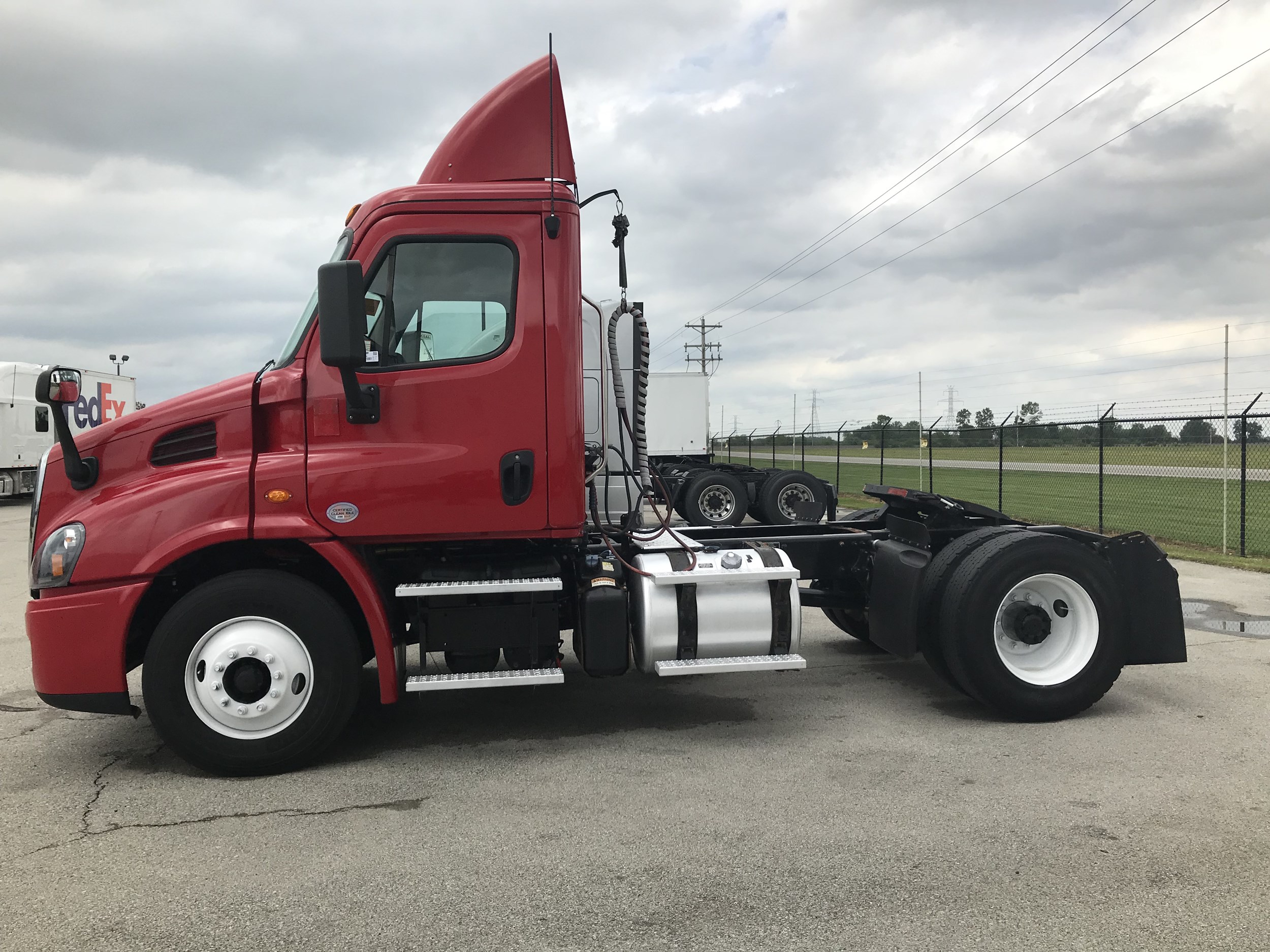 2017 FREIGHTLINER CA113 - Truck Country