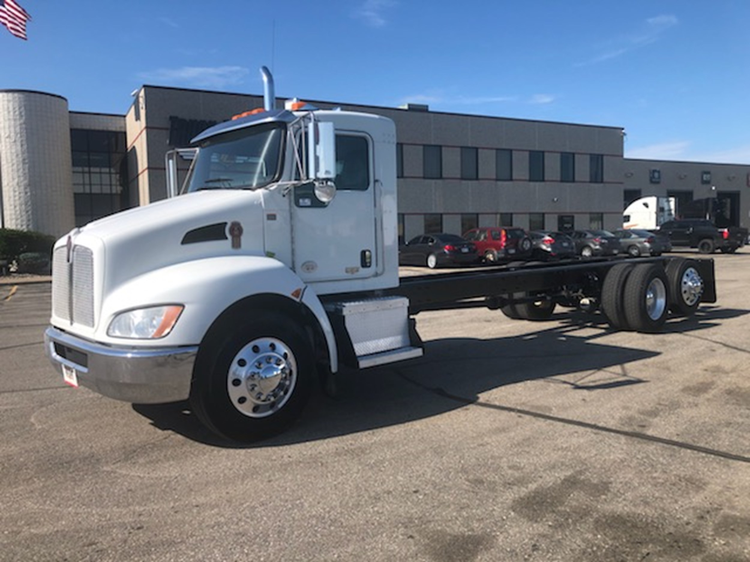 2015 KENWORTH T370 - Truck Country
