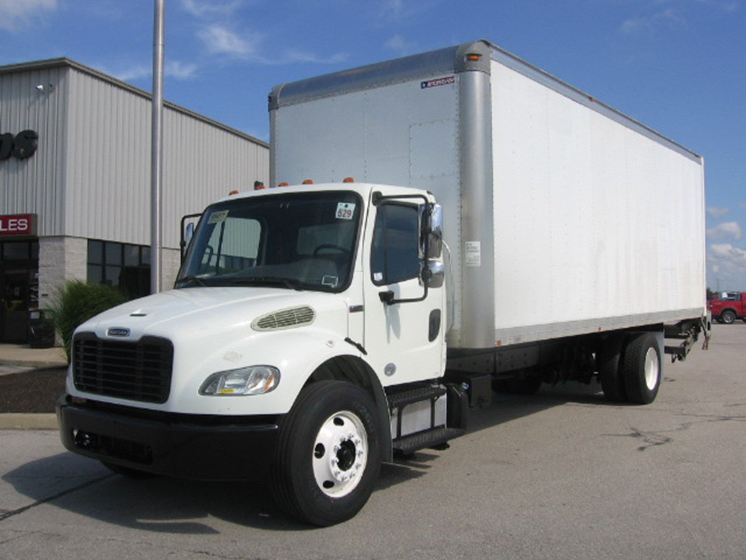 2015 FREIGHTLINER M2 106 - Truck Country