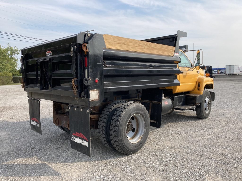 2001 GMC C7500 - Truck Country