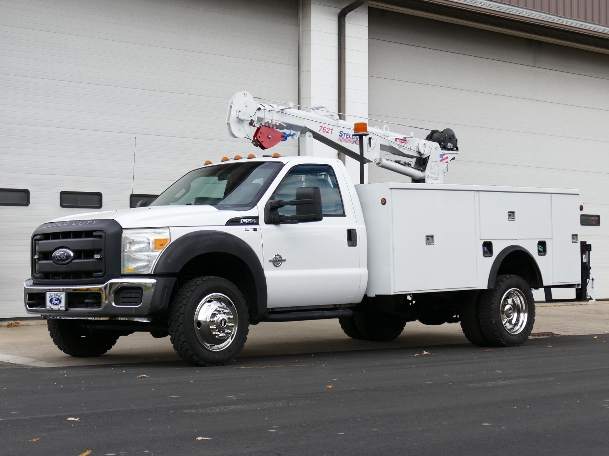 2011 FORD F550 - Truck Country