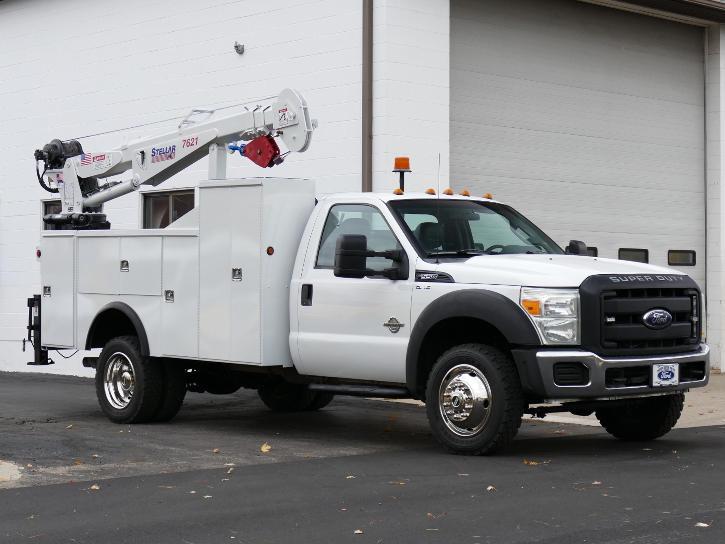 2011 FORD F550 - Truck Country