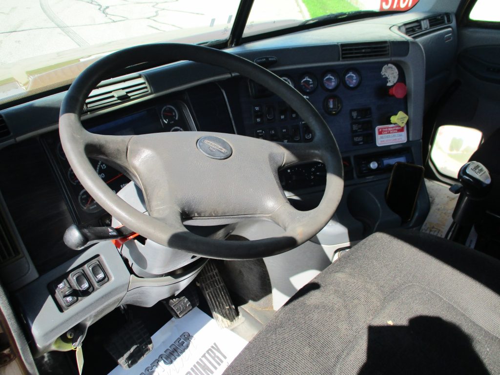 2007 FREIGHTLINER CL120 - Truck Country